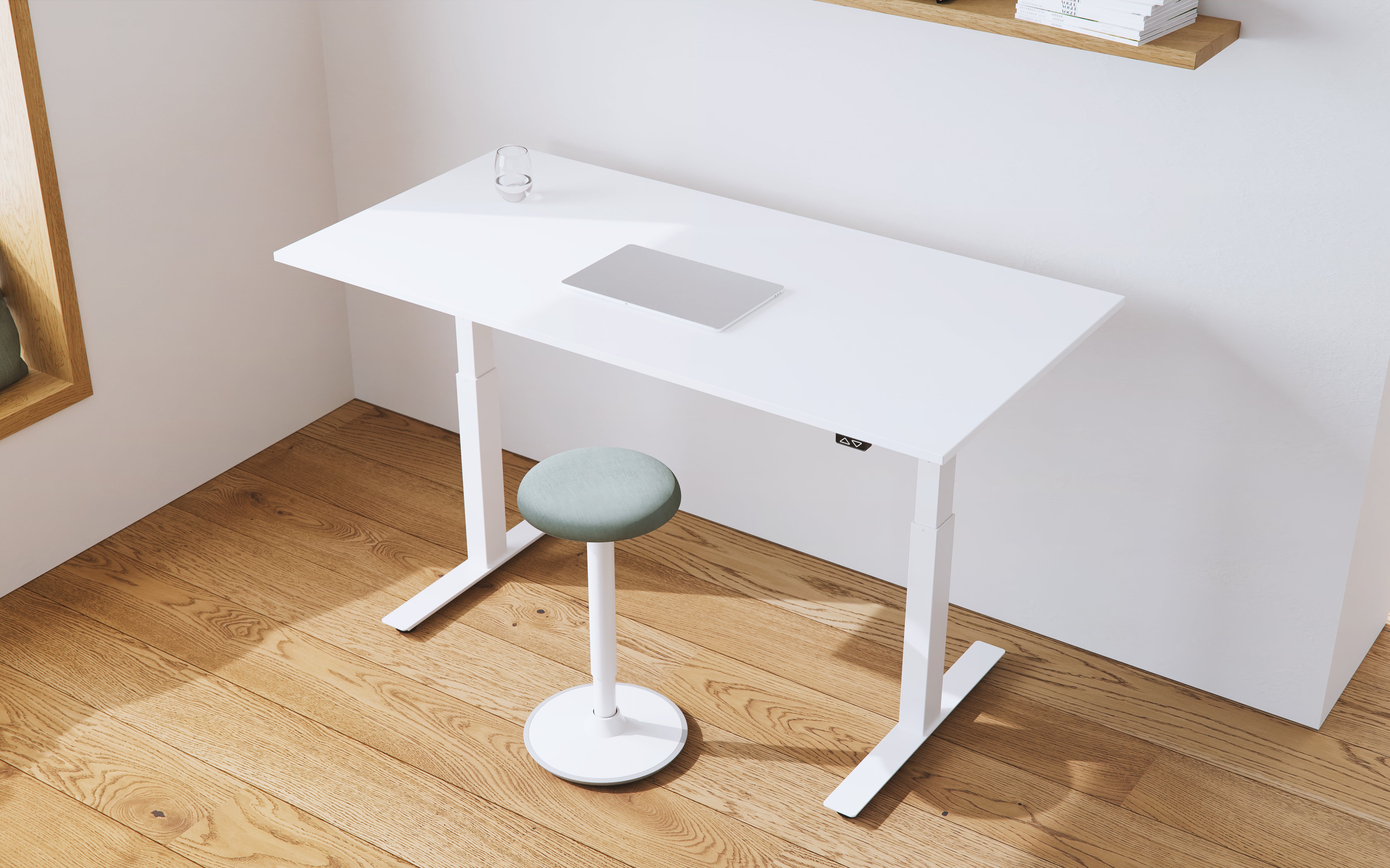 Flytta Studio Height Adjustable Desk – Ergo Furniture
